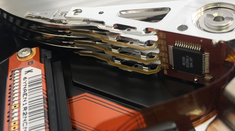 SMR Or CMR Hard Drive. Which One Is Better?